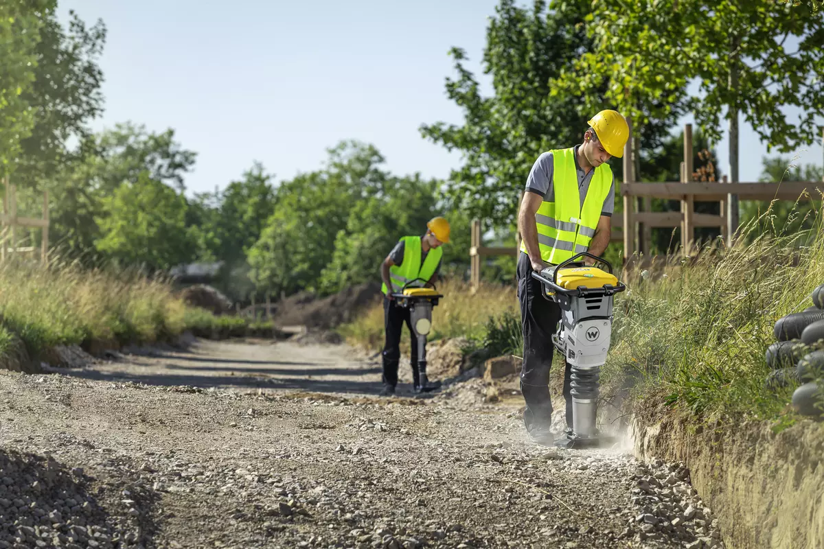 Battery-powered rammer AS30e | Wacker Neuson